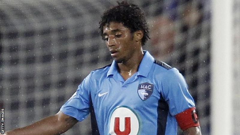 Cape Verde's Ryan Mendes aiming for unlikely UAE title - BBC Sport