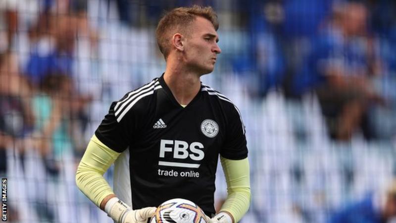 Leicester City goalkeeper Jakub Stolarczyk joins Fleetwood Town on loan ...
