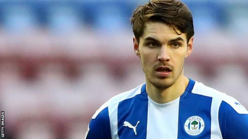 Alex Perry: Scunthorpe United sign ex-Wigan Athletic midfielder on a ...