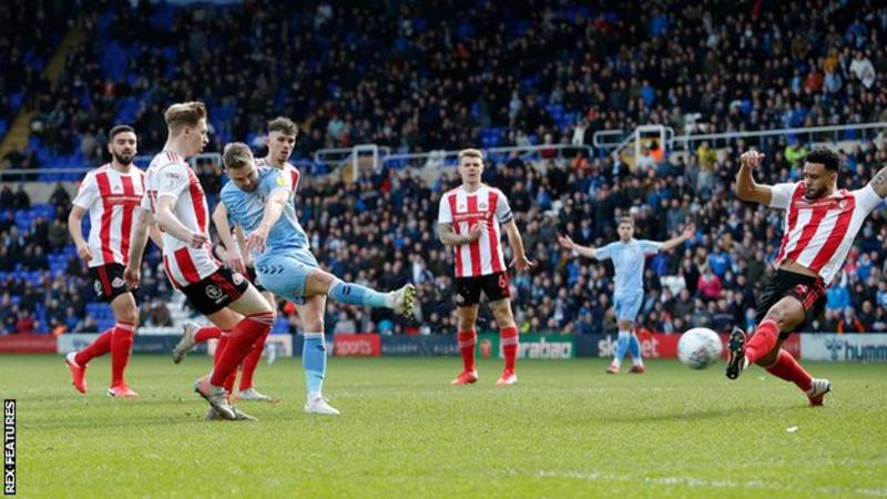 Coventry City 1-0 Sunderland: Matt Godden strike sends Sky Blues top of ...