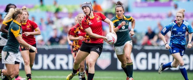 Hollie Davidson - the pioneer with 'the whole refereeing package' - BBC ...