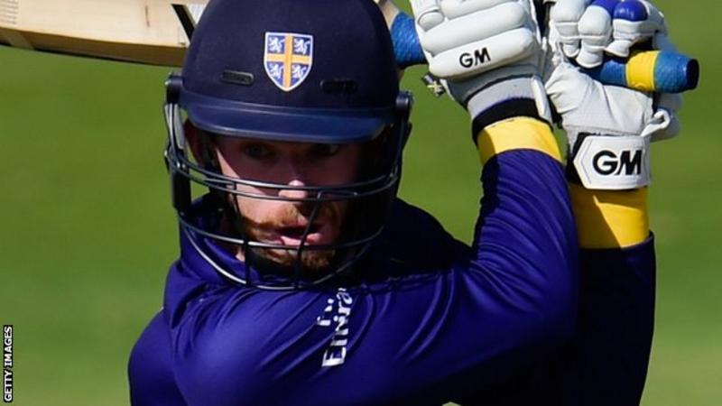 Graham Clark: Durham batsman signs professional contract - BBC Sport