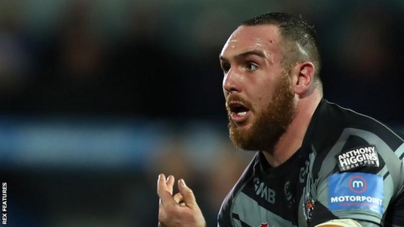 Daniel Smith: Castleford forward signs new contract to stay with club ...