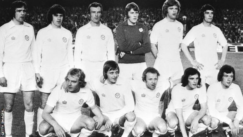 Paul Madeley: Leeds United legend dies, aged 73 - BBC Sport