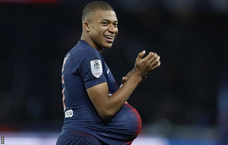 Kylian Mbappe scores four as PSG thrash Lyon - BBC Sport