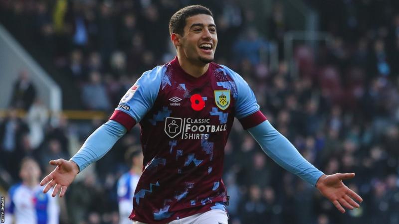 World Cup 2022: Morocco call winger Anass Zaroury into squad - BBC Sport