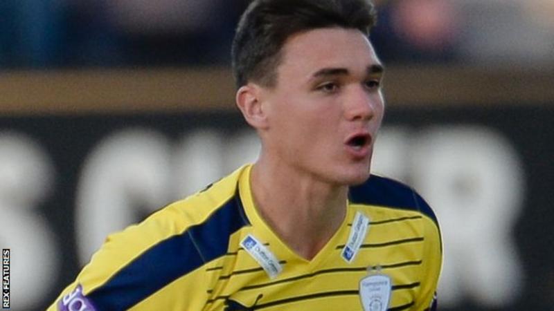 Gavin Griffiths: Hampshire extend seam bowler's loan stay until end of ...