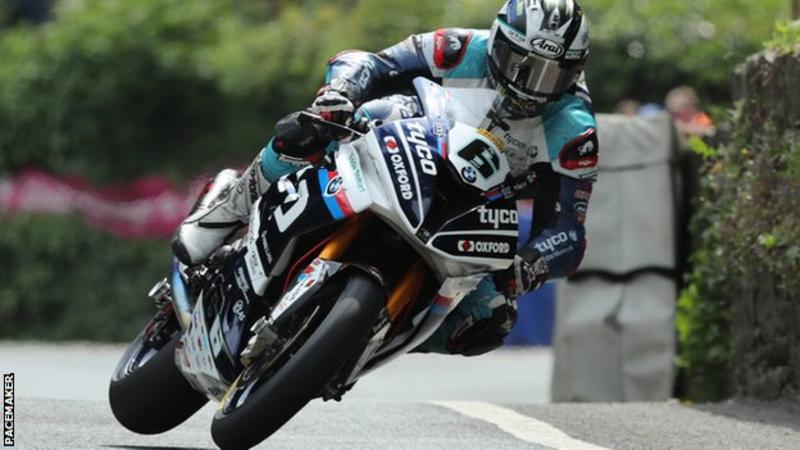 Michael Dunlop confirms return to road racing - BBC Sport