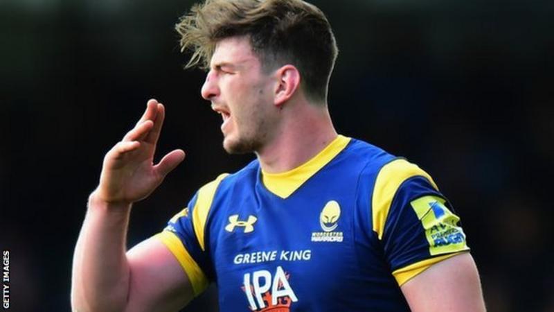 Sam Lewis: Worcester Warriors flanker signs new contract - BBC Sport