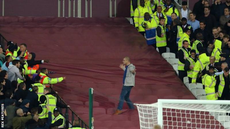 West Ham v Chelsea: Arrests after London Stadium crowd disorder - BBC Sport
