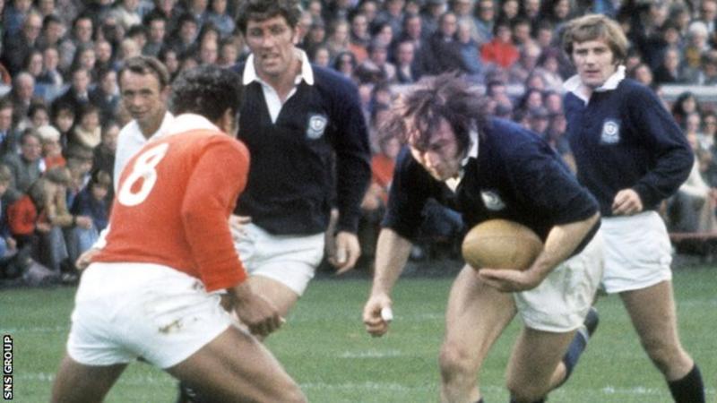 Sandy Carmichael: Former Scotland & Lions forward dies at 77 - BBC Sport