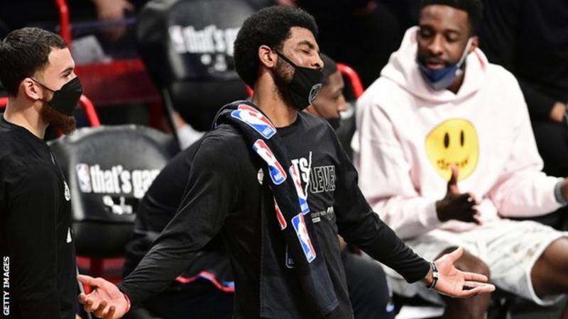 NBA and Covid-19 vaccinations: Anti-vaccine demonstrators support Kyrie ...