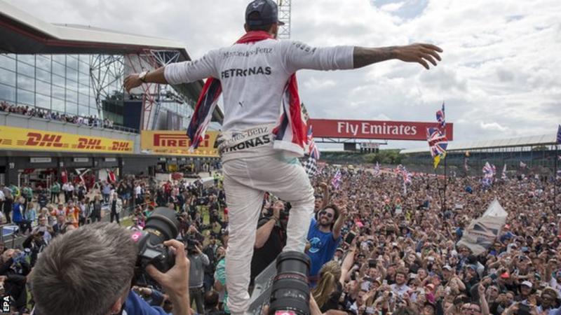 Lewis Hamilton 'blown away' by fans' 'love' after British GB win - BBC ...
