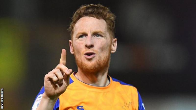 Stephen Quinn: Experienced midfielder agrees new Mansfield contract ...