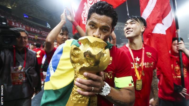 Oscar and Hulk win Chinese Super League with Shanghai SIPG - BBC Sport
