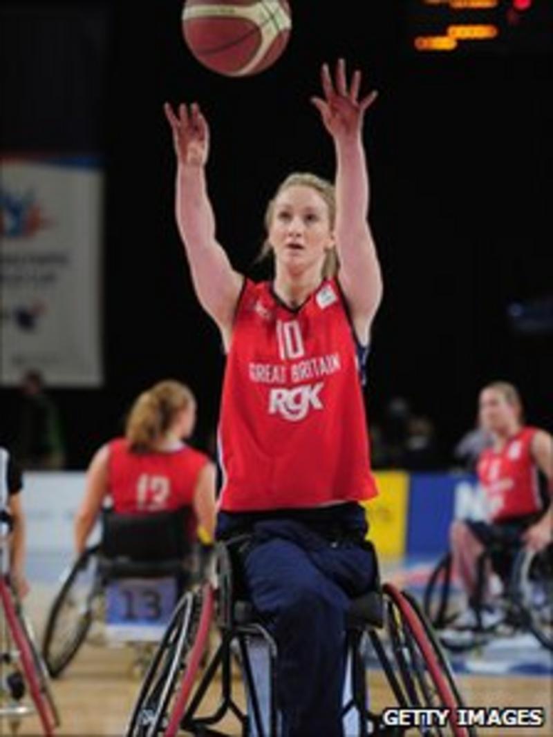 BBC Olympic Dreams: Amy Conroy aims at basketball's best - BBC Sport