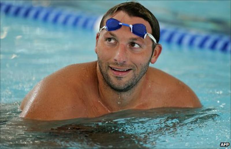 Ian Thorpe makes international comeback at World Cup - BBC Sport