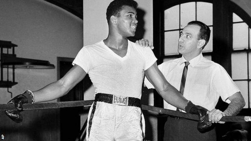 Muhammad Ali's legendary trainer Angelo Dundee dies - BBC Sport
