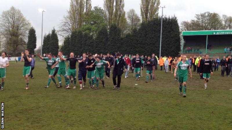 Promoted Bedworth United bloom for boss Steve Farmer - BBC Sport