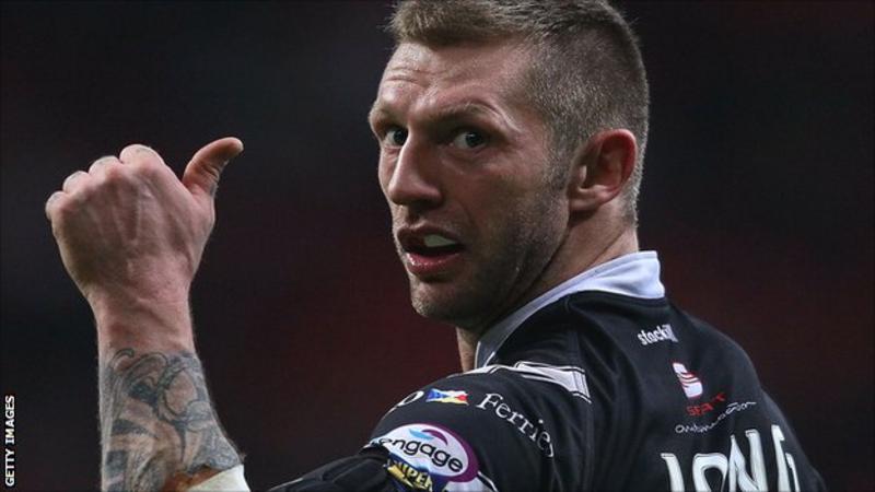 Sean Long will play for Salford in emergency - Veivers - BBC Sport