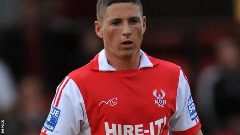 AFC Telford United sign striker Ryan Rowe from Worcester - BBC Sport