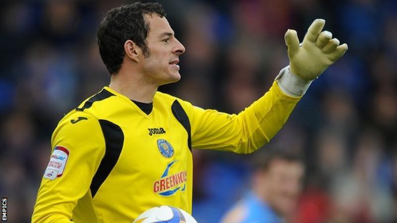 Yeovil Town: Chris Weale returns as Krysiak and Sokolik sign - BBC Sport