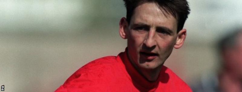 Wrexham legends pay homage as club mark 150 years - BBC Sport