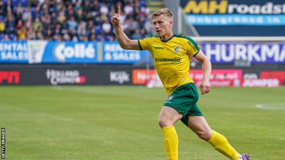 Zian Flemming: Dutch midfielder signs 'long-term' Millwall contract ...