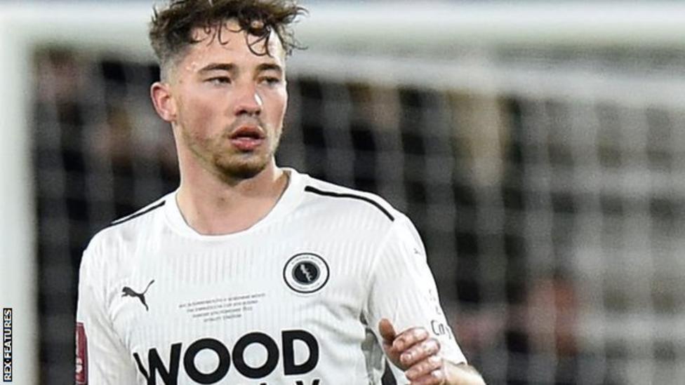 Taye Ashby-Hammond and Kane Smith: Stevenage sign goalkeeper and ...