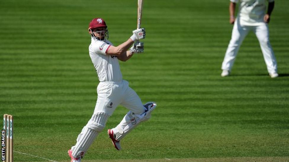 County Championship: Somerset's James Hildreth scores ton against ...