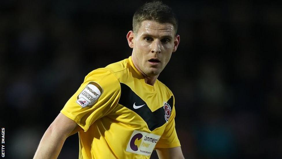 Anthony Barry: Forest Green Rovers midfielder leaves club - BBC Sport