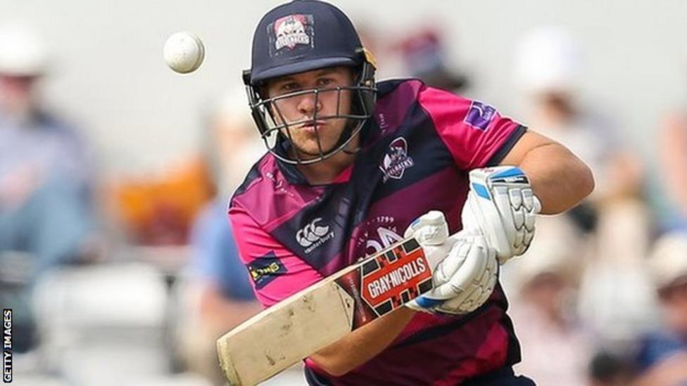 Northamptonshire: Rob Newton signs new two-year deal at Wantage Road ...