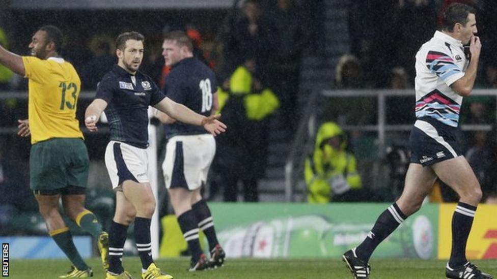 Craig Joubert: World Rugby chief defends Scotland referee - BBC Sport