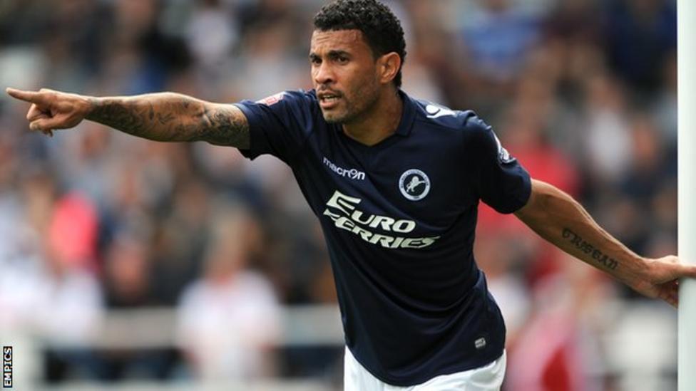 Carlos Edwards: Defender extends Millwall deal to end of season - BBC Sport