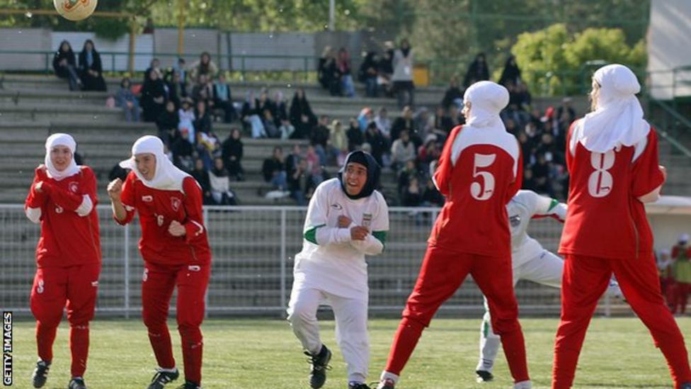 Could a sports hijab boost number of Muslim women playing sport? - BBC ...