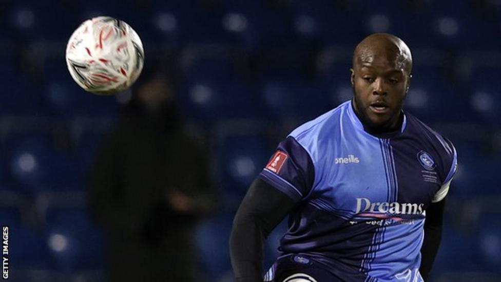 Adebayo Akinfenwa: 'Swansea took me into their hearts' - BBC Sport