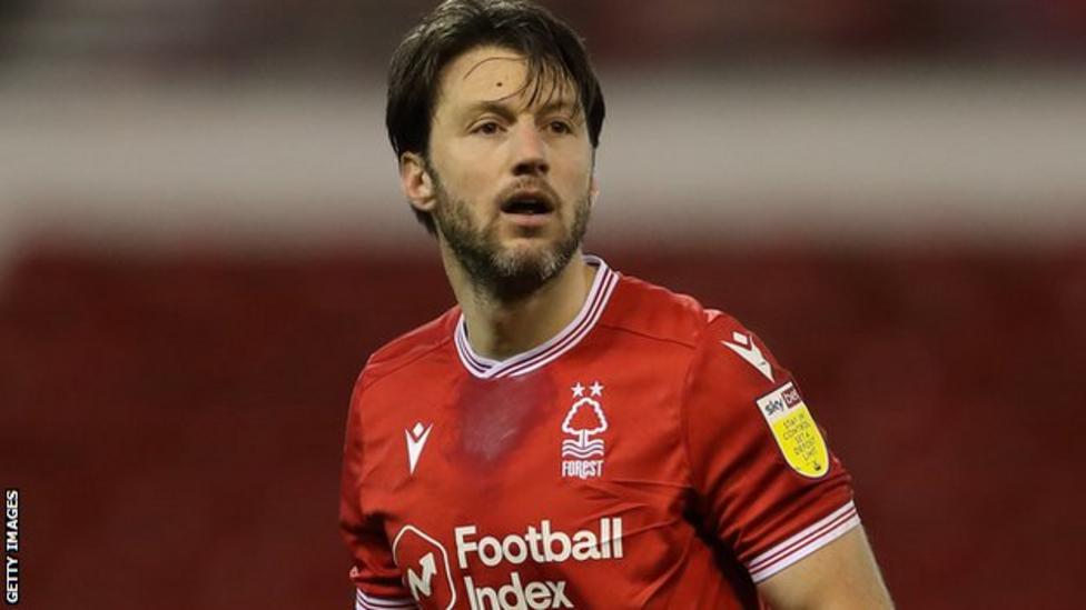 Charlton sign Harry Arter, Sam Lavelle and Jonathan Leko - BBC Sport