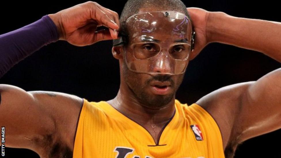 Kobe Bryant: Five-time NBA champion auctions face mask - BBC Sport
