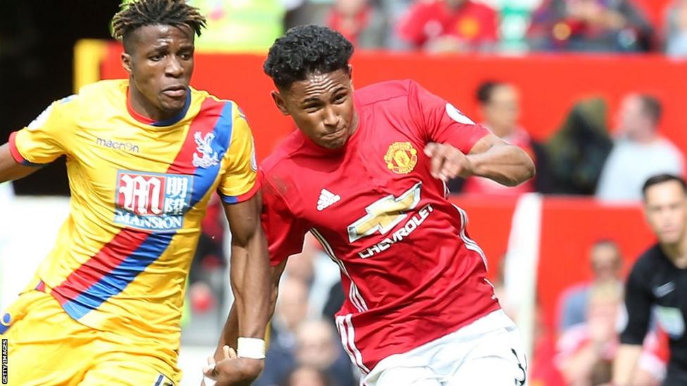 Demetri Mitchell: New Exeter City signing hoping for consistency - BBC ...