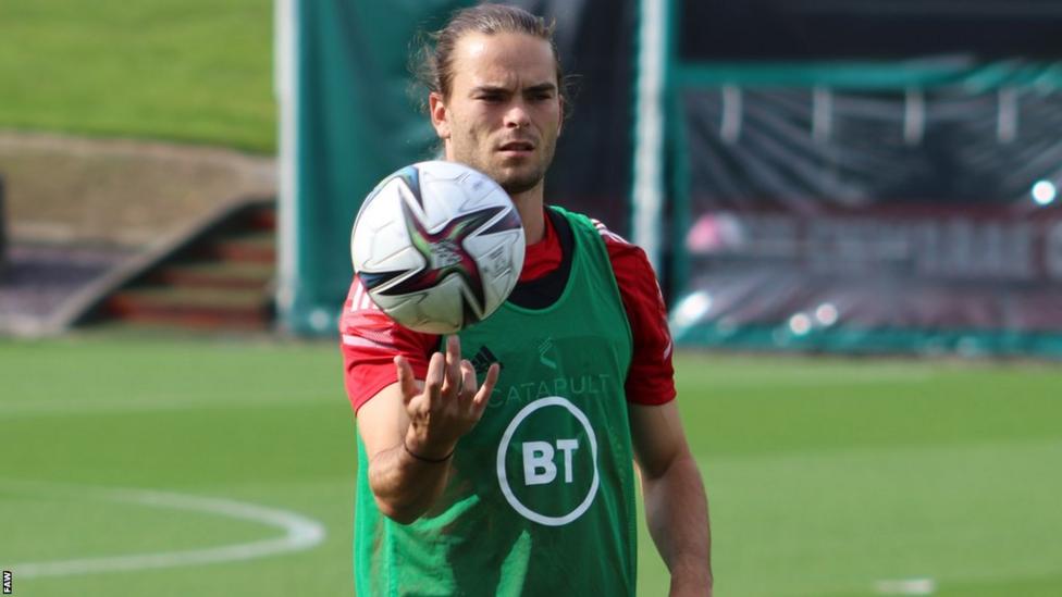 Josh Farrell: Spanish-born striker hopes to shine in Wales colours ...