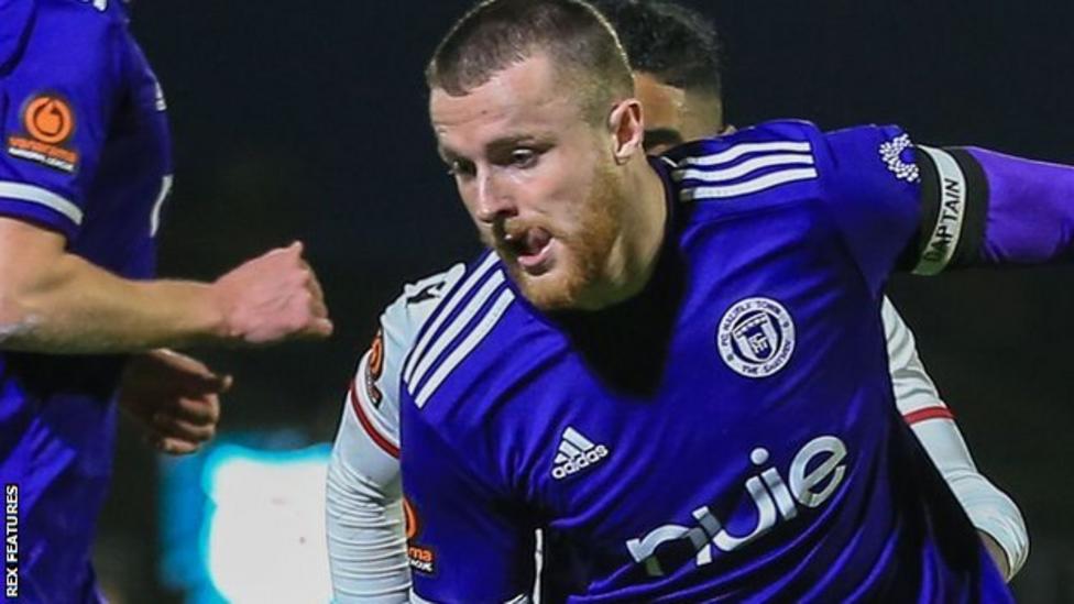 Niall Maher: Grimsby Town sign Halifax defender on two-year deal - BBC ...