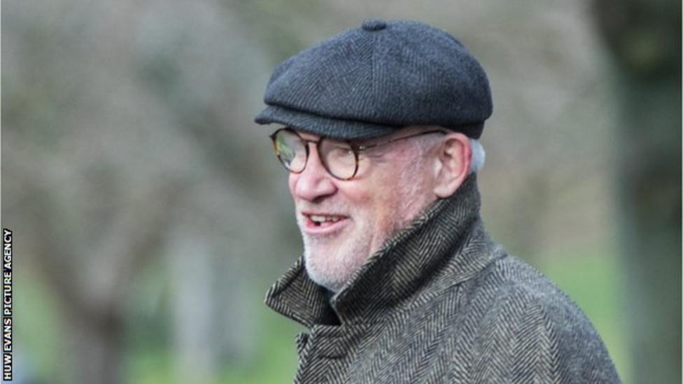 Eddie Butler: The remarkable life of the 'voice of rugby' - BBC Sport