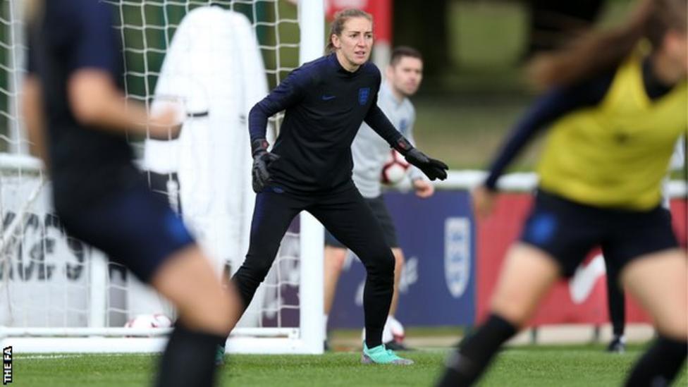 Siobhan Chamberlain: Former England and Manchester United goalkeeper ...