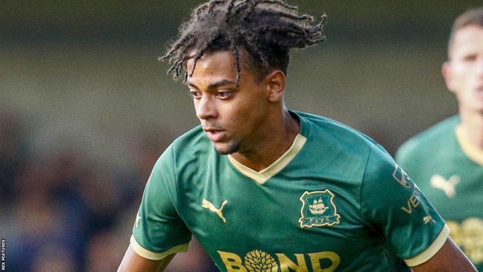 Freddie Issaka: Plymouth Argyle's youngest-ever player signs first ...
