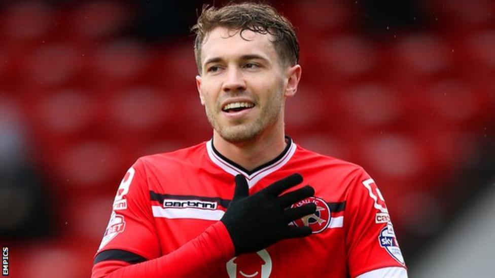 Tom Bradshaw: Wales striker hands in transfer request at Walsall - BBC ...