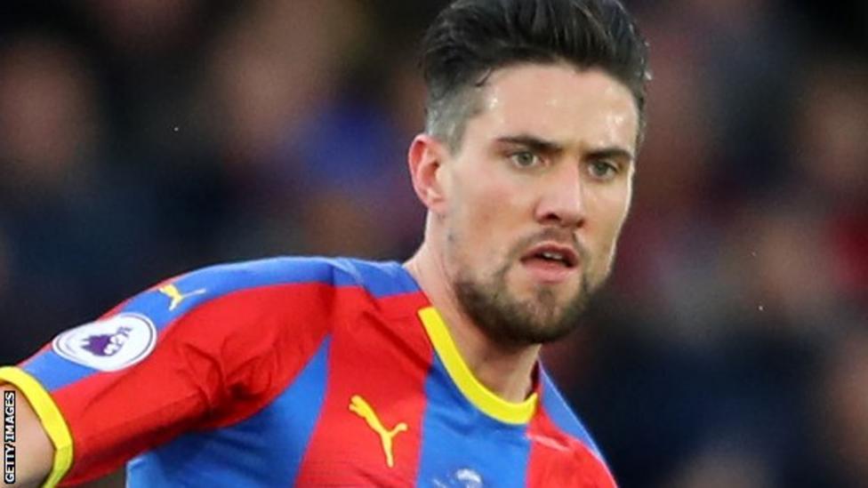 Martin Kelly signs new Crystal Palace deal until 2021 - BBC Sport