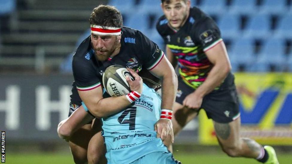 Eduardo Bello: Saracens sign Argentine prop from Zebre - BBC Sport