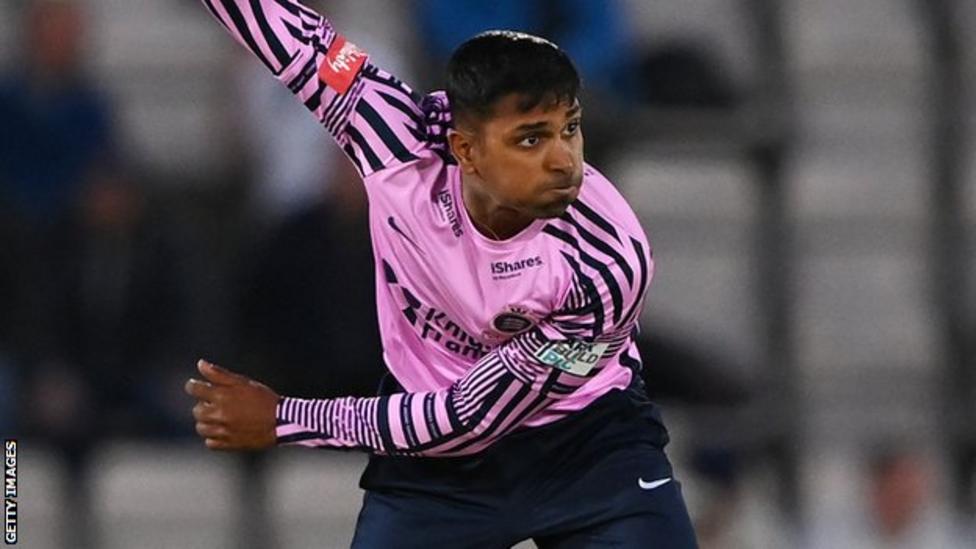 Thilan Walallawita: Middlesex spinner signs contract extension - BBC Sport