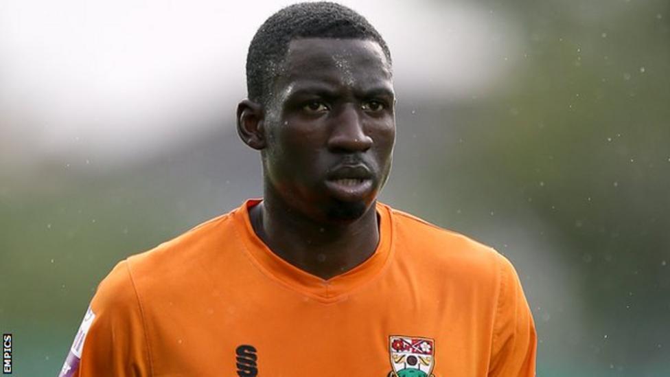 Anthony Acheampong: Maidstone sign ex-Ebbsfleet defender - BBC Sport