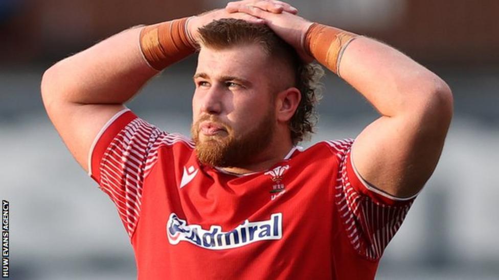 Ospreys: Prop Garyn Phillips signs first senior Ospreys contract - BBC ...